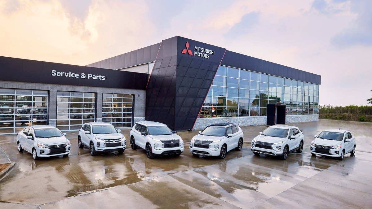 Mitsubishi presenta toda su línea de modelos para el 2024 • AUTORUTAS